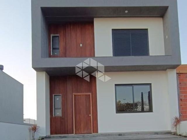 Casa de 03 Dormitórios na Zona Sul de Porto Alegre