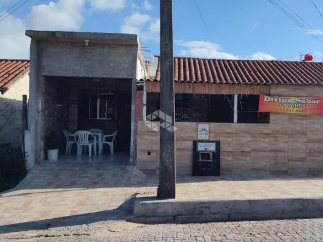 Casa de 03 dormitórios à venda no Bairro Diácono Luiz Pozzobon/ Camobi em Santa Maria/RS
