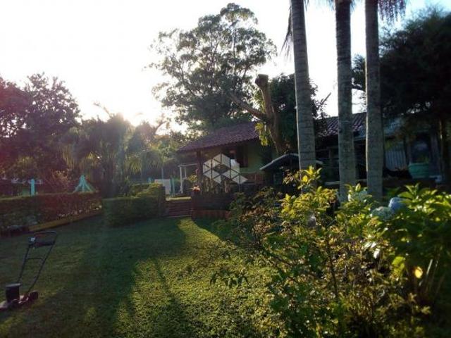 Casa de 03 dormitorios com suite em Aguas Claras