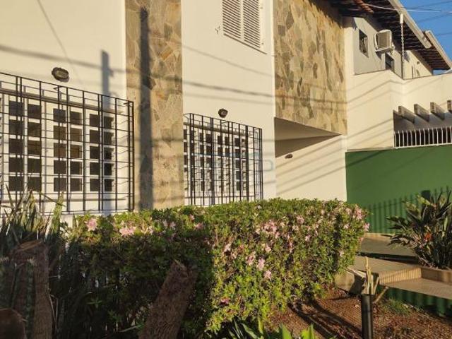 Casa de 03 dormitórios, sendo 01 suíte com closet, à venda na Vila Lavínia, Mogi das Cruzes SP
