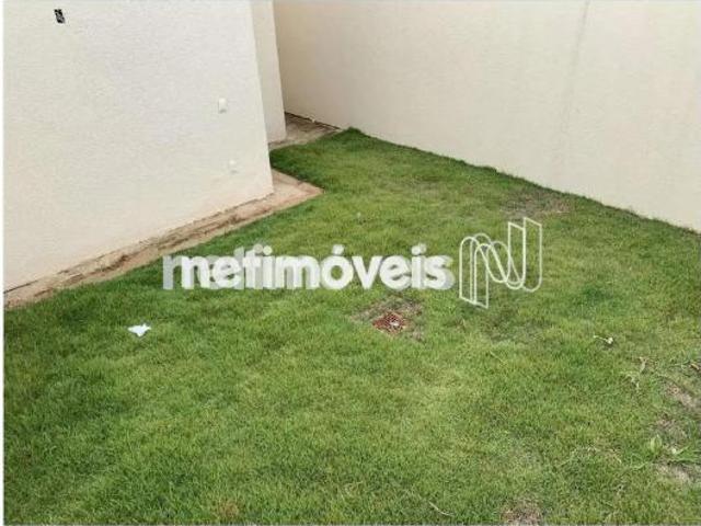 Casa de 03 Quartos com Suíte e Varanda à Venda no Portal das Acácias em Pedro Leopoldo
