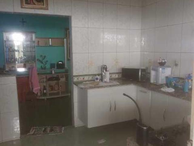 CASA DE 03 QUARTOS COM SUITE