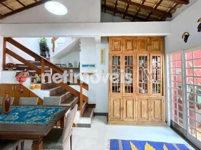 Casa de 03 quartos a venda no Dom Joaquim / Fernão dias!