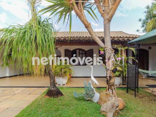 Casa de 03 quartos à venda no Santa Amélia!
