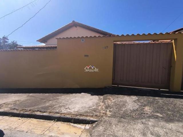 CASA DE 03 QUARTOS EM FLORESTAL/MG!