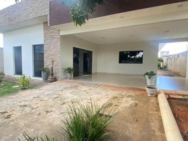 CASA DE 03 QUARTOS NO CONDOMINIO MANHATTAN LOTE DE 600MTS