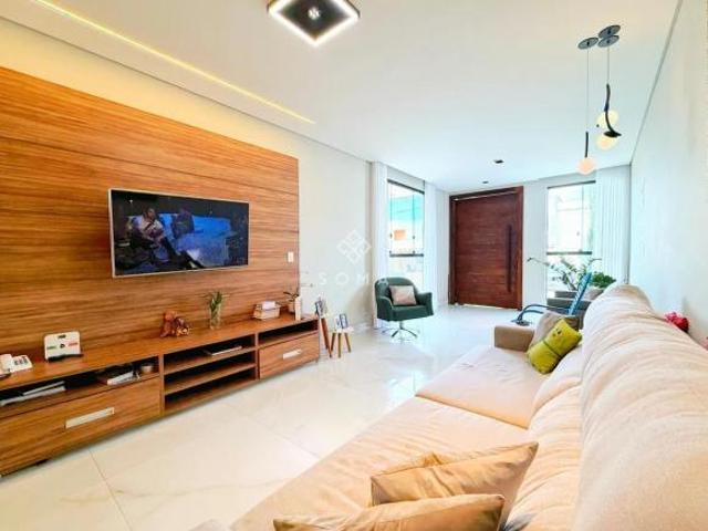 CASA DE 03 QUARTOS NO RESIDENCIAL AMARY – ARNIQUEIRA