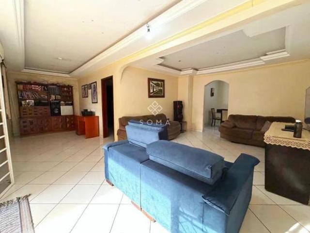 CASA DE 03 QUARTOS NA VILA PLANALTO