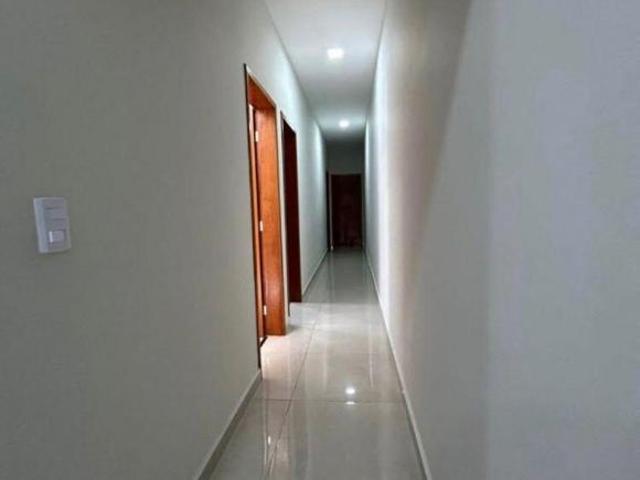 Casa de 140 m² com 2 quartos em venda no Parque Industrial das Oliveiras