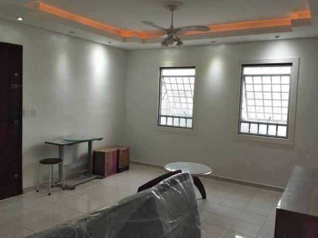 Casa de 147 m² com 2 quartos em venda em Jardim Gurilândia