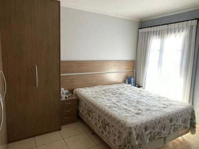 Casa de 153 m² com 3 quartos em venda em Vila Nova Aparecida