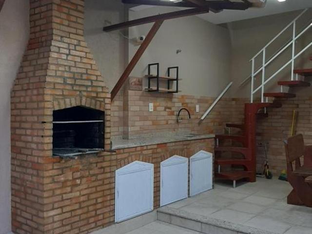 Casa de 155 m² com 3 quartos à venda na Vila Rosália