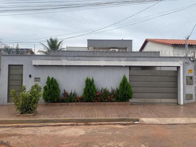 Casa de 156m² com 03 quartos á venda no Jardim Gramado Goiânia / GO