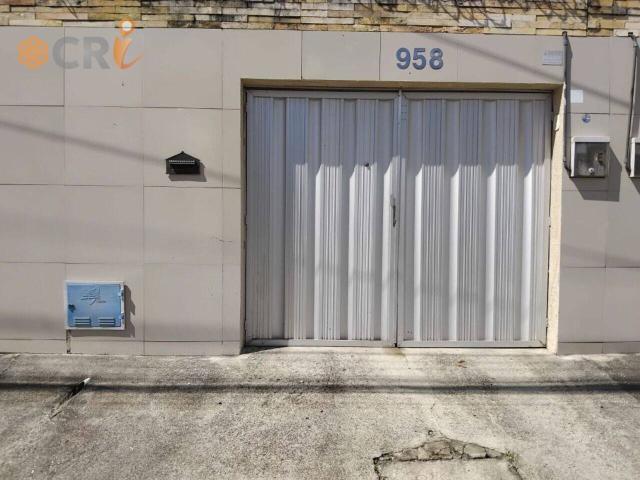 Casa de 158 m² na José Leônidas Cidade dos Funcionários Fortaleza CE, à venda por R$ 385.000 ou aluguel por R$ 2.700/mês