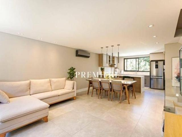 Casa de 163m², com 3 dormitórios 1 suíte à venda em condomínio no Campo Comprido