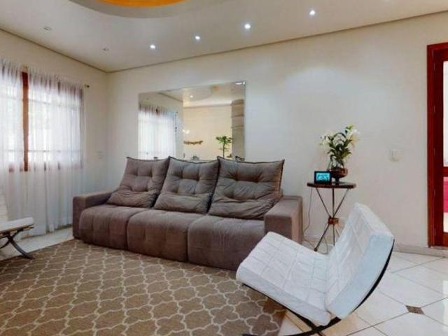 Casa de 165 m² com 3 quartos à venda na Cidade Patriarca