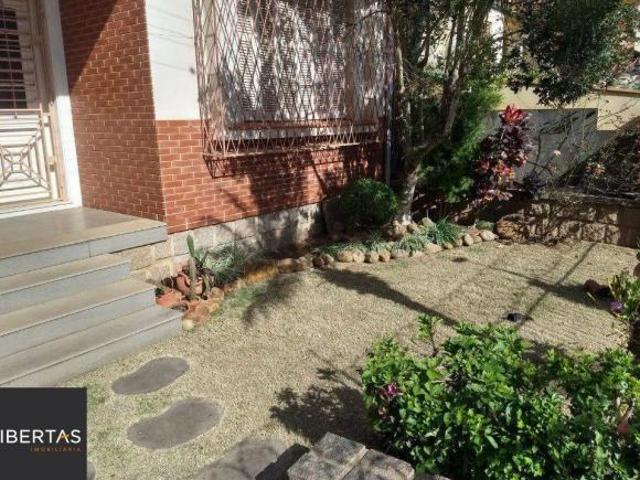 Casa de 168m² 3 dormitórios, 3 vagas no bairro Nonoai