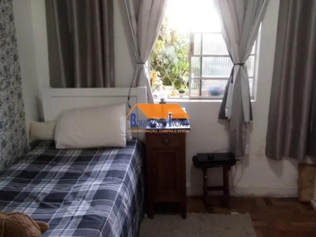 Casa de 16 quartos no bairro Santo André