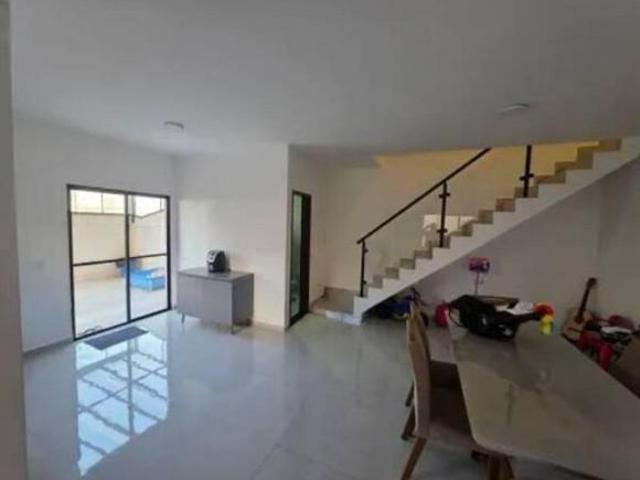 Casa de 170 m² com 2 quartos à venda em Portal dos Ipês