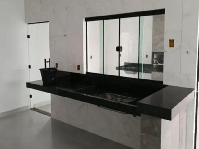 Casa de 170 m² com 3 quartos à venda em Vila Palmeiras