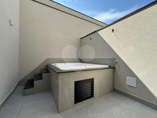 Casa de 170 m² com 3 quartos à venda em Santa Teresinha!