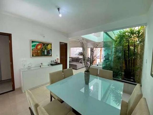 Casa de 170 m² com 3 quartos à venda no Centro jandira