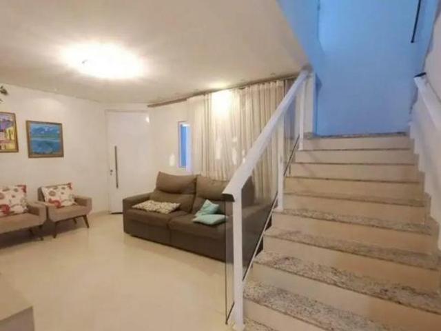 Casa de 174 m² com 3 quartos em venda em Vila Maria Alta