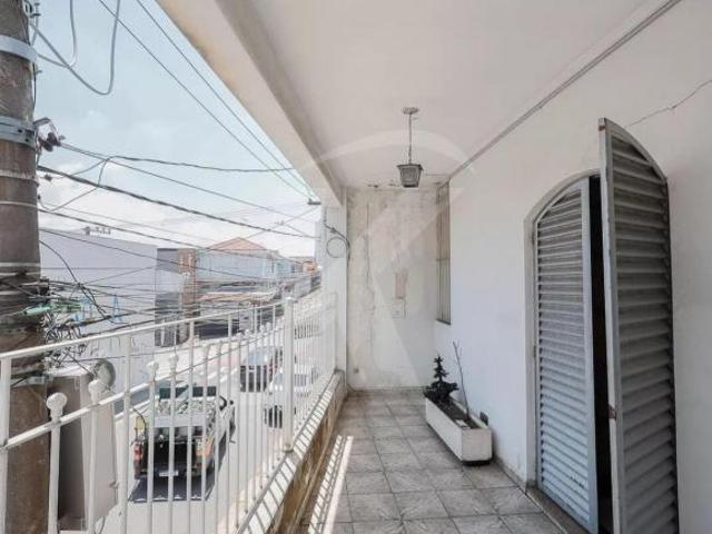 Casa de 183m2 área construída com 4 dormitórios, 1 suíte na Vila Medeiros