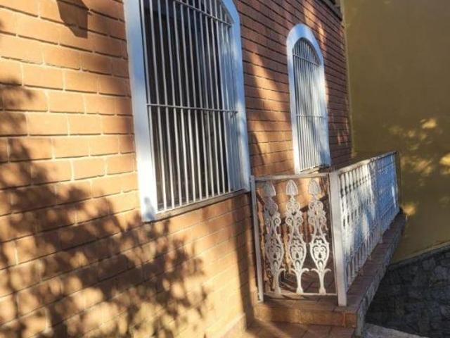 Casa de 180 m² com 3 quartos à venda na Vila Irmãos Arnoni