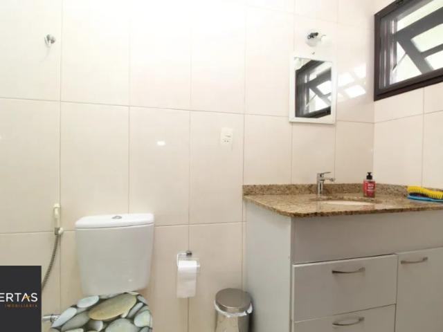 Casa de 180m² com 3 dormitórios no bairro Ecoville, Porto Alegre