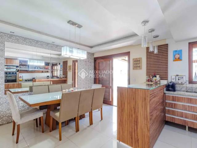 Casa de 181 m de 3 dormitórios