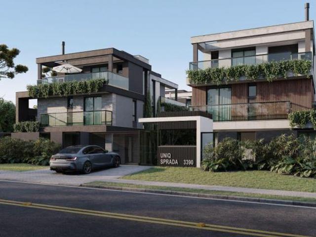 Casa de 1834 m² com 4 quartos à venda em Campo Comprido