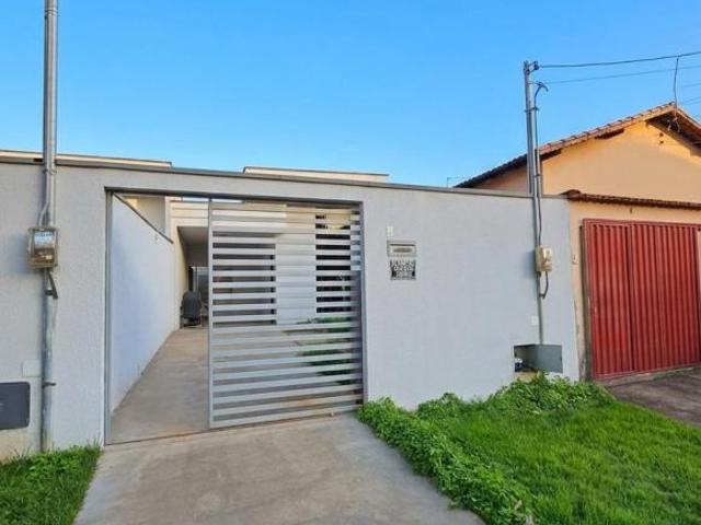 Casa de 185 m² com 2 quartos à venda no Setor Urias Magalhães