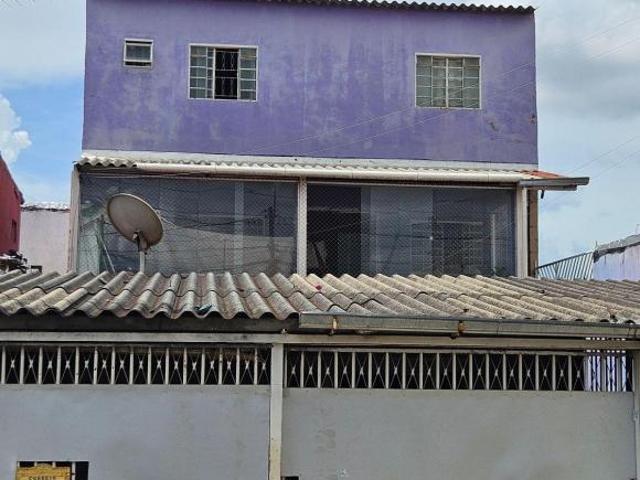 Casa de 190 m² com 5 quartos à venda em Samambaia Norte