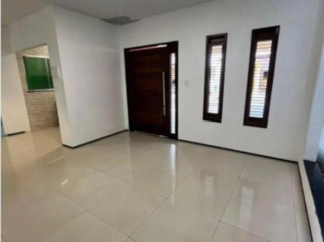 Casa de 190 m² com 3 quartos à venda no Parque Nossa Senhora do Carmo