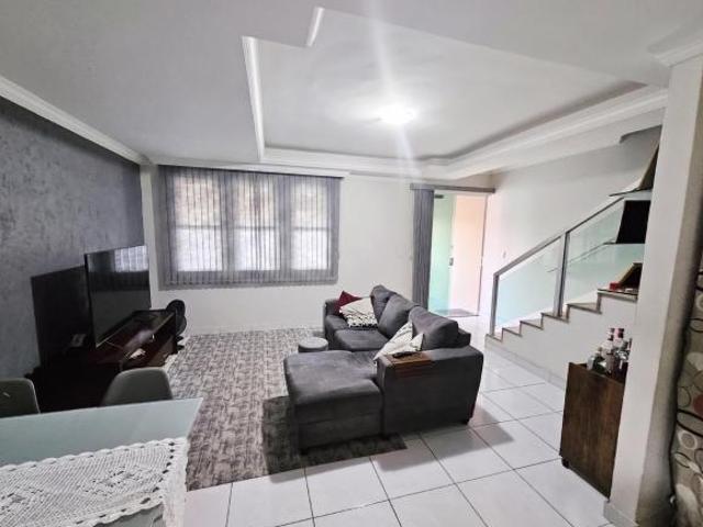 Casa de 190 m² com 3 quartos em venda em Água Fria