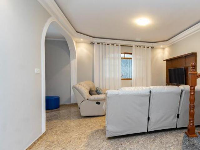 Casa de 190 m², 4 quartos em Parque Marajoara, Santo André