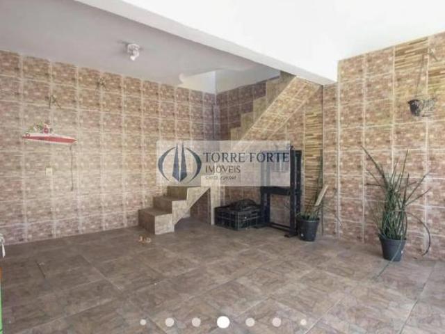 Casa de 100m² com 2 dormitórios com 2 vagas na Penha