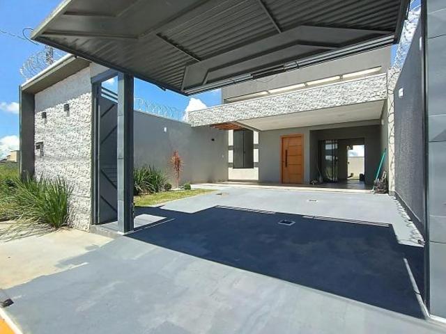 Casa de 120 m² com 03 quartos amplos sendo 01 suíte á venda no Jardim Buriti Sereno Aparecida de
