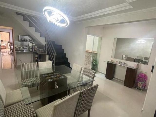 Casa de 120 m² com 3 quartos à venda na Vila Augusta