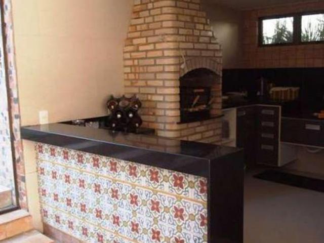 Casa de 120 m² com 3 quartos em venda em Veloso