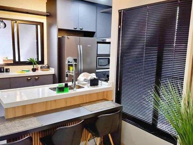 Casa de 125 m² com 3 quartos, 1 suíte, 2 vagas à venda no Itaquera