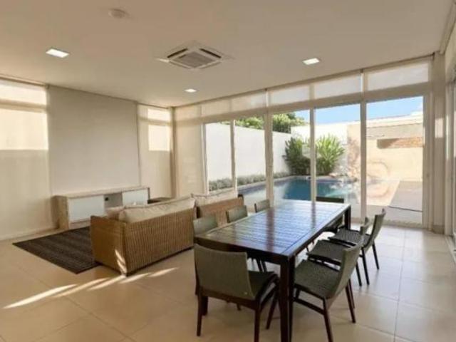 Casa de 130 m² com 3 quartos em venda em Vila Vitória