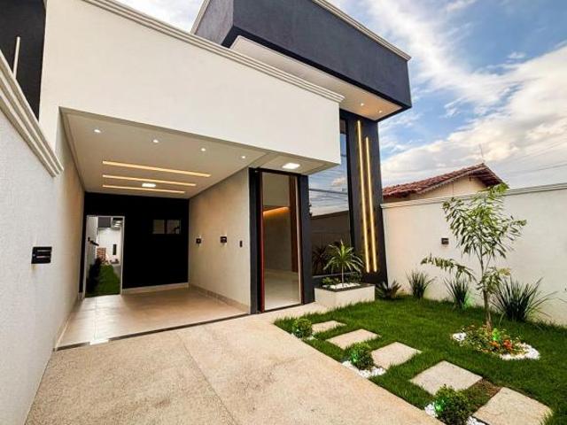 Casa de 137 m² com 03 quartos, sendo 02 suítes á venda no Setor Vila Oliveira Aparecida de Goiânia