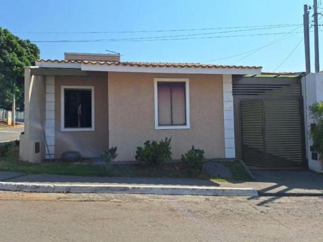 Casa de 136 m² com 03 quartos à venda por R$ 530.000,00 Residencial Village Campinas. Capuava