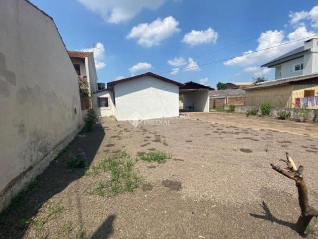 Casa de 1 dormitório em um terreno de 500m2