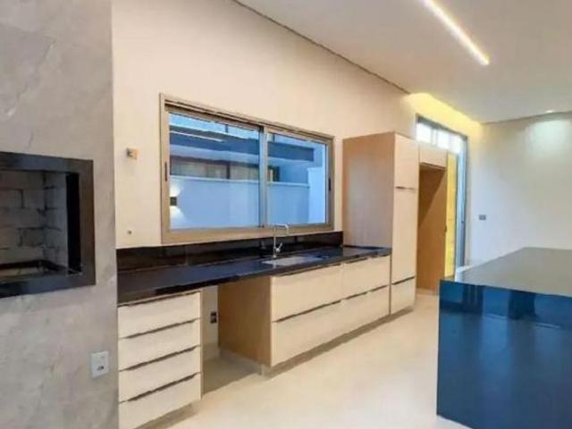 Casa de 240 m² com 3 quartos à venda na Vila São José Castelo, Valinhos