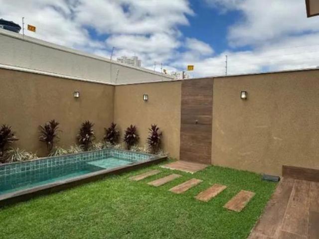 Casa de 240 m² com 3 quartos à venda no Jardim Bonfiglioli