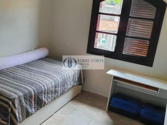 Casa de 241m² em condominio 3 suítes e 2 vagas no Jardim Alvorada