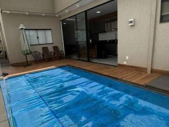 Casa de 245 m² com 3 quartos à venda no Centro vinhedo